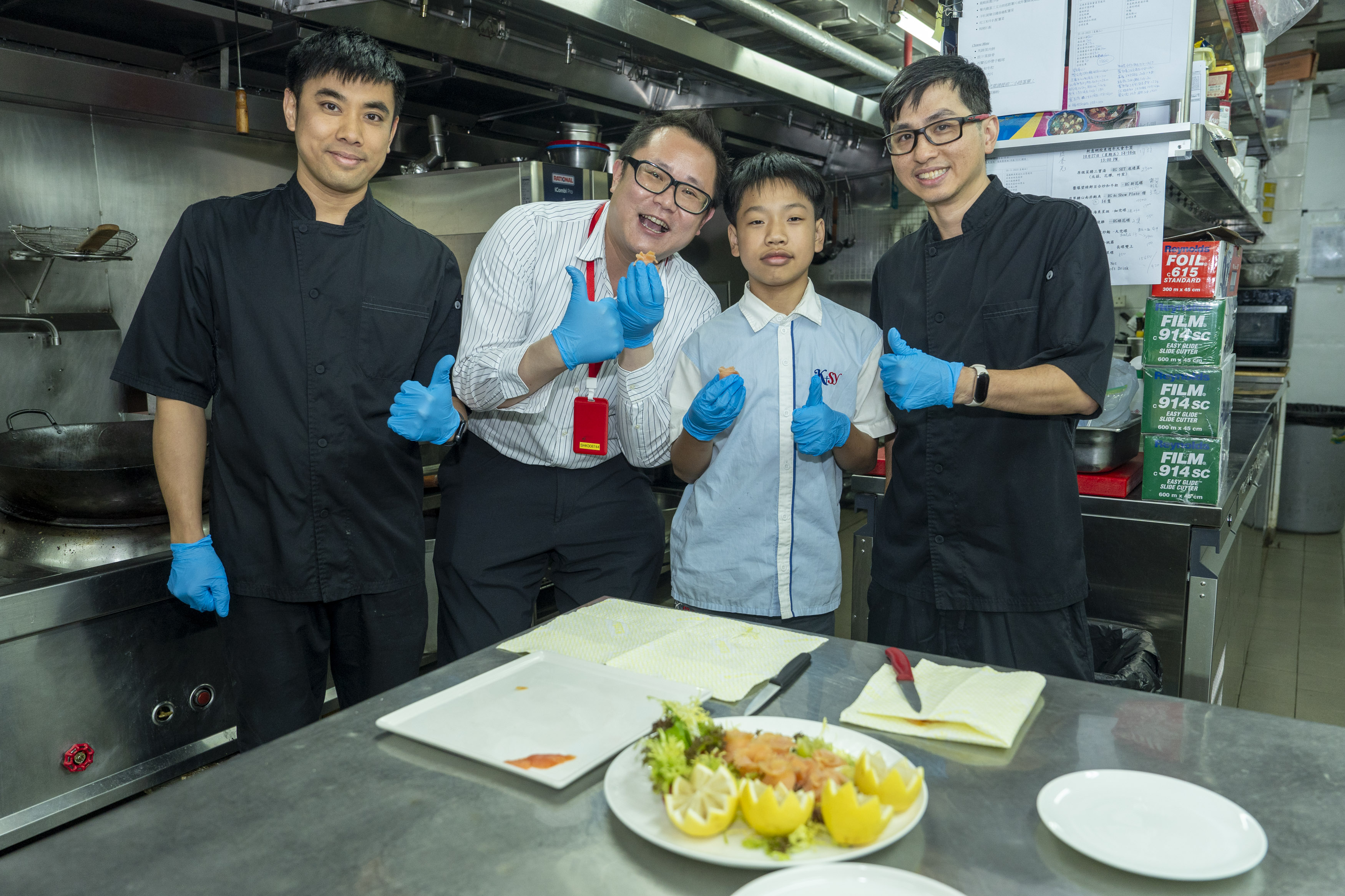 成为友师 与年轻人"共创明Teen"